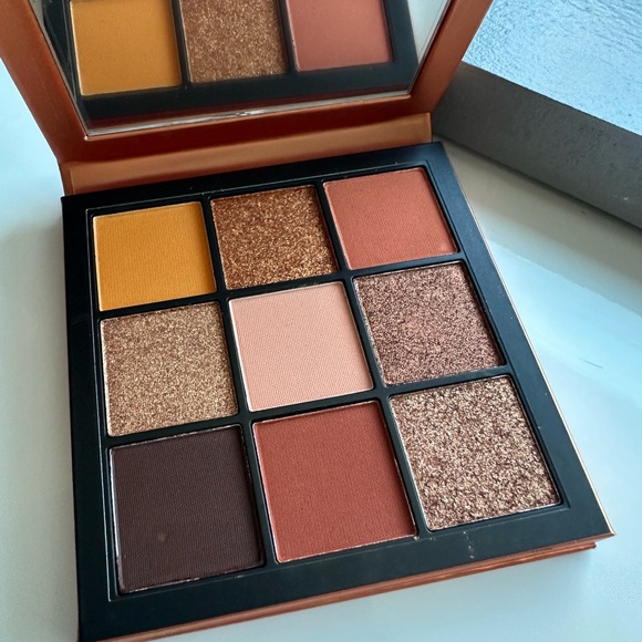 HUDA BEAUTY | Makeup | Huda Beauty Topaz Obsessions Eyeshadow Palette ...